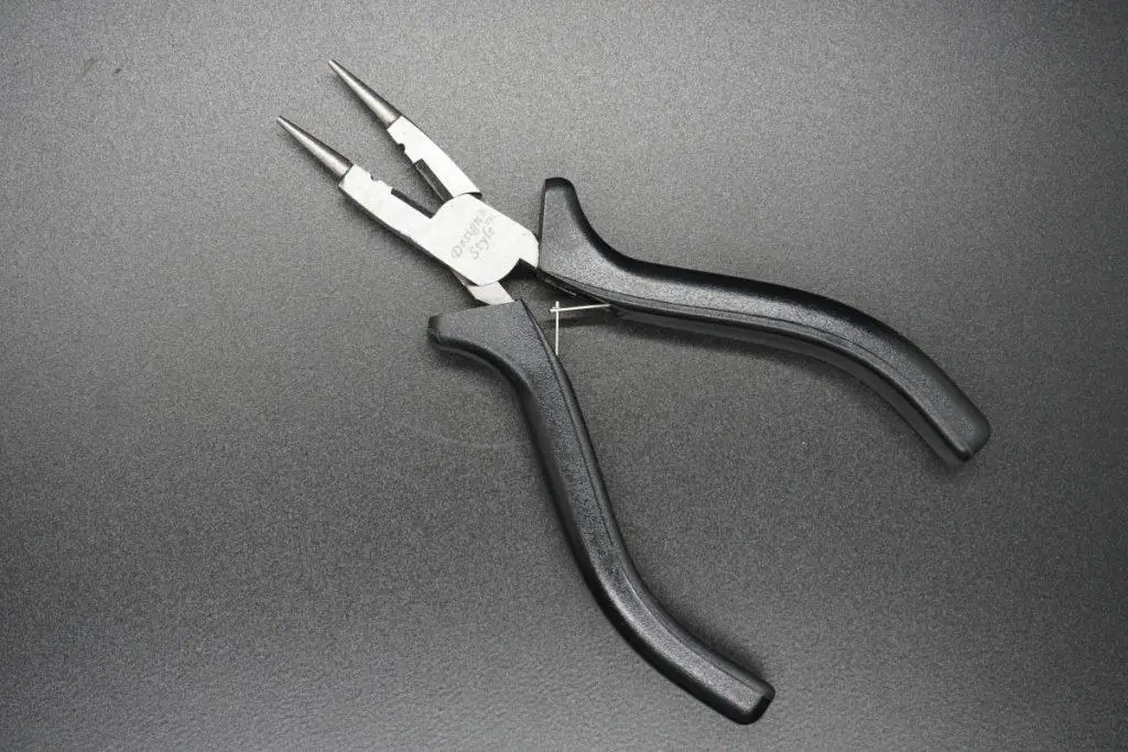 Essential Tools Needed For Beginner Jewelry Making Craft Ily
