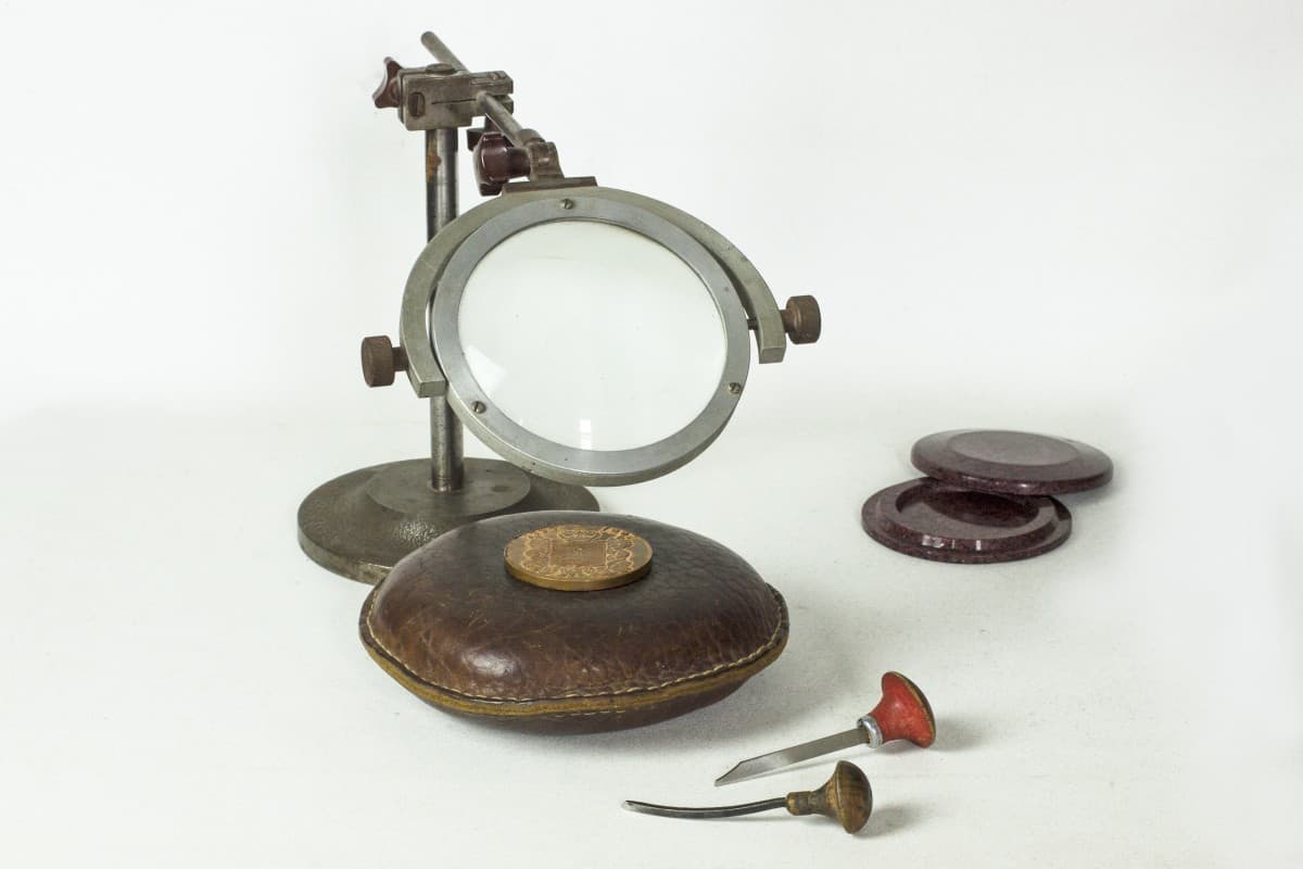 Engraving Jewelry … How Does it Work? – Craft-ILY
